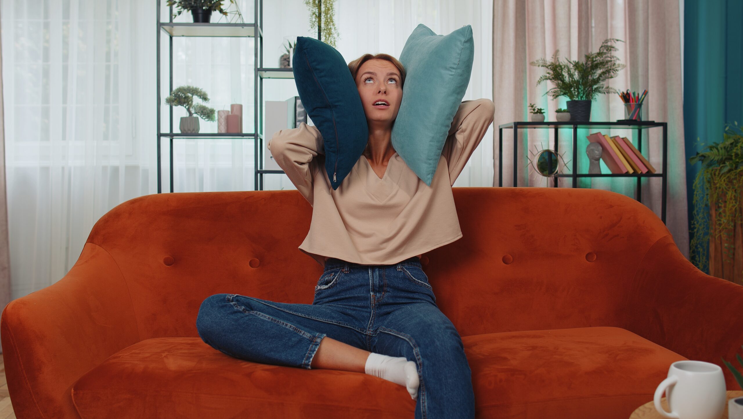 How to Deal with Noisy Neighbours? — Civil Mediation